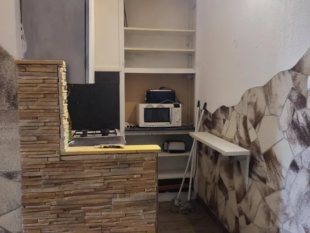 Budapest XV. kerület kiadó panellakás 2 szobás: 170 ezer Ft