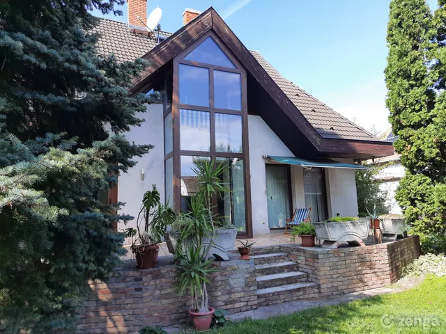 Budapest X. kerület eladó családi ház 5 szobás: 155 milli...